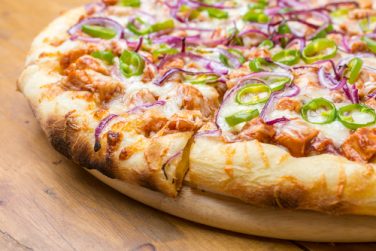 Receta de pizza de pollo - Unareceta.com