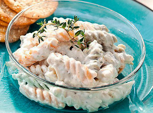 Receta de ensalada de pasta con mayonesa - Unareceta.com