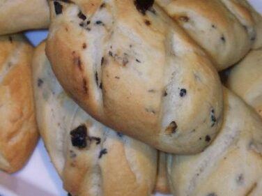 Receta de pan casero de aceitunas - Unareceta.com