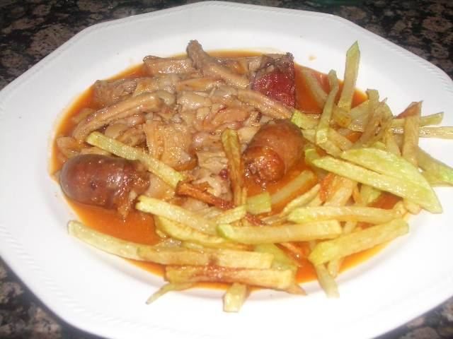 Receta de callos a la madrileña con patatas fritas - Unareceta.com