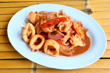 Receta de chipirones fritos crujientes - Unareceta.com